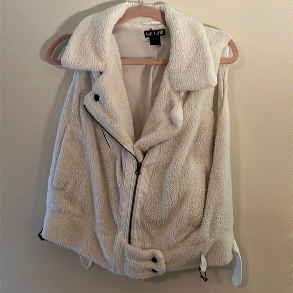 Hot Topic | Jackets & Coats | Off White Fury Hot Topic Vest | Poshmark